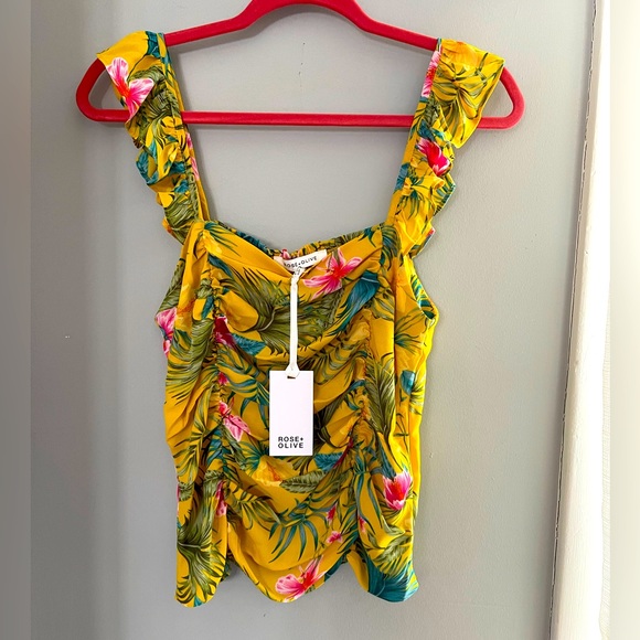 Rose & Olive | Tops | Adorable Floral Cinched Tank Top | Poshmark